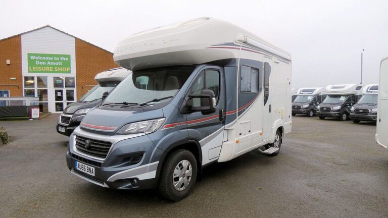 Used 2016 AUTO-TRAIL TRACKER RS motorhome For Sale in Derbyshire