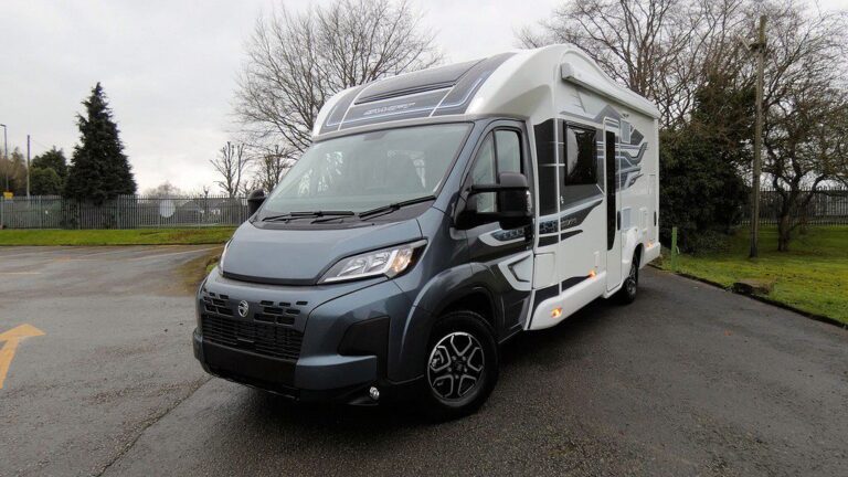 New 2025 SWIFT ESCAPE 640 motorhome For Sale in Derbyshire
